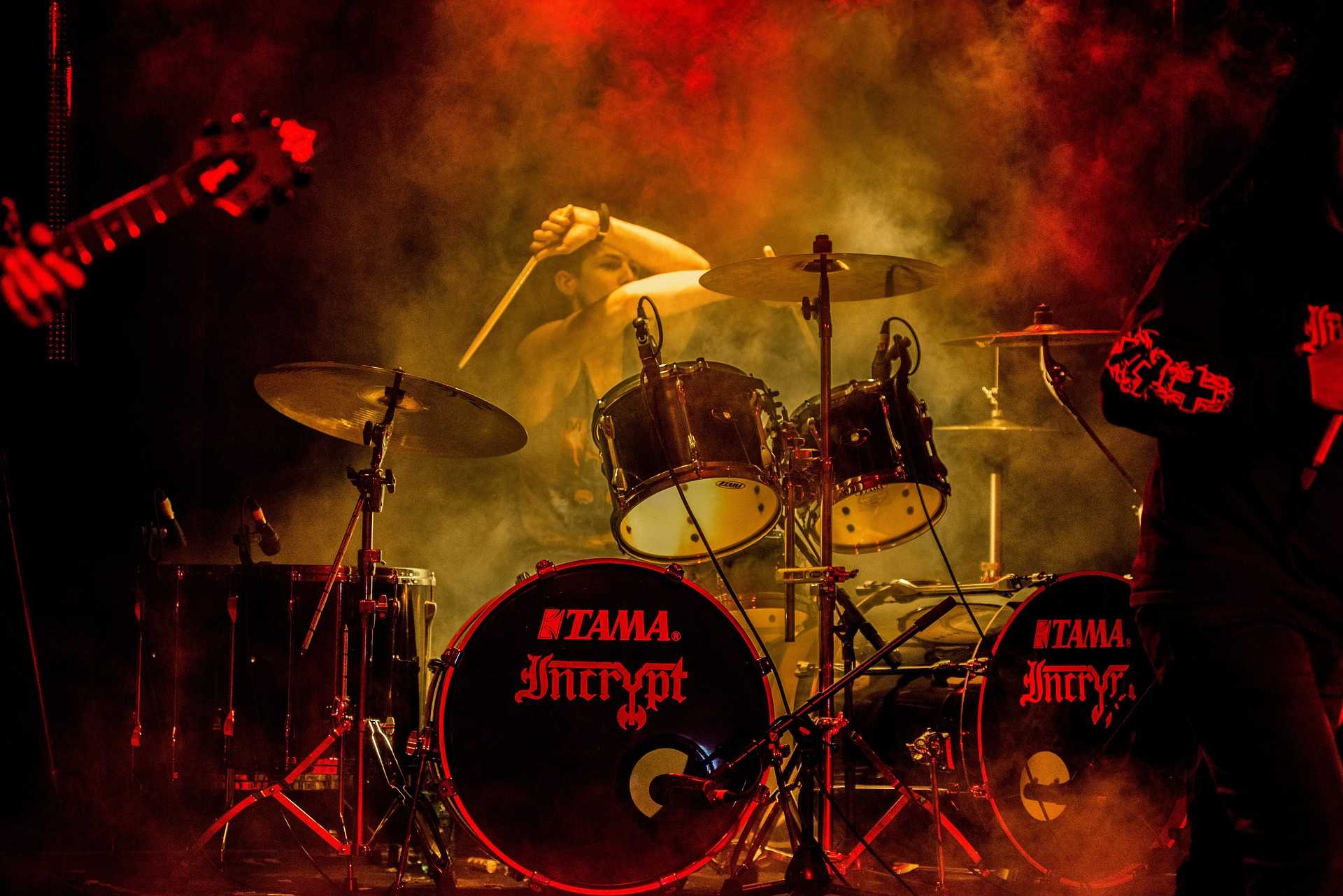 Drummers Gear - Find out what gear your favorite drummer plays ...